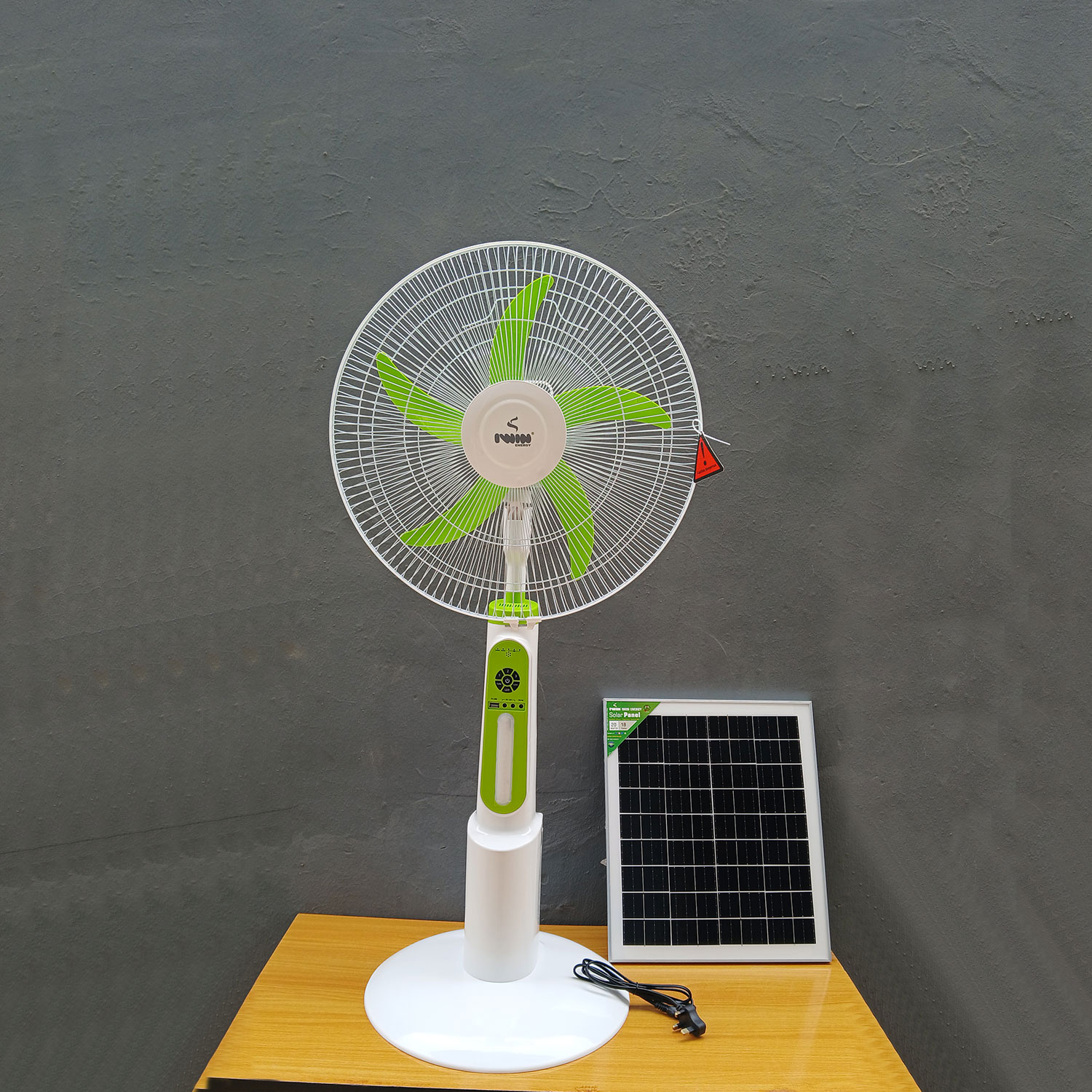 Iwin Rechargeable Fan 18 inches with 20W Solar Panel – Renerworld Solar ...